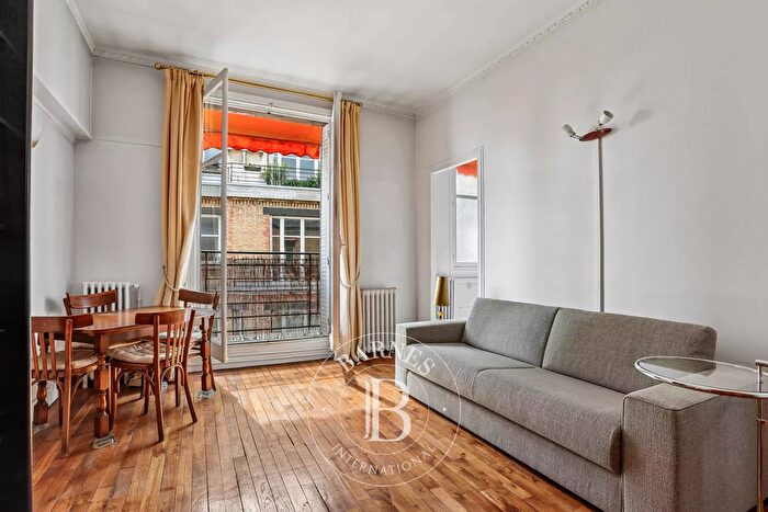 Appartement 1 pièce à vendre à Paris 7ème, Saint-Thomas dAquin, Bac, Musée dOrsay
