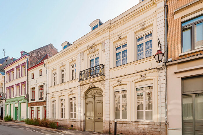 Maison à vendre - Douai, Centre-ville - 11 pièces - 5 chambres