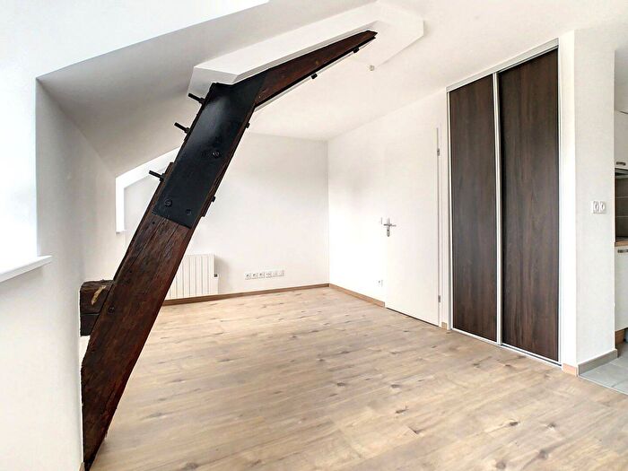 Appartement 1 pièce à Arquebuse, Dijon, à louer