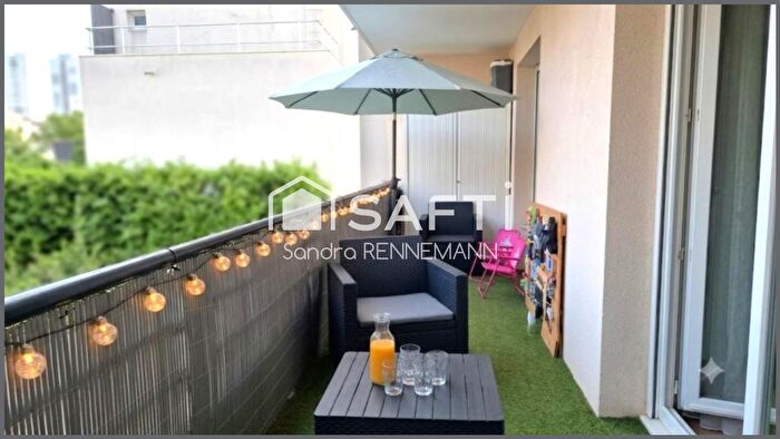 Appartement 4 pièces à Courbevoie, Faubourg de l'Arche, à vendre