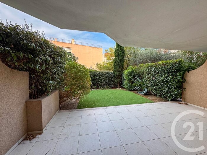 Appartement à vendre - Cavalaire-sur-Mer, Centre-ville - 2 pièces - 1 chambre