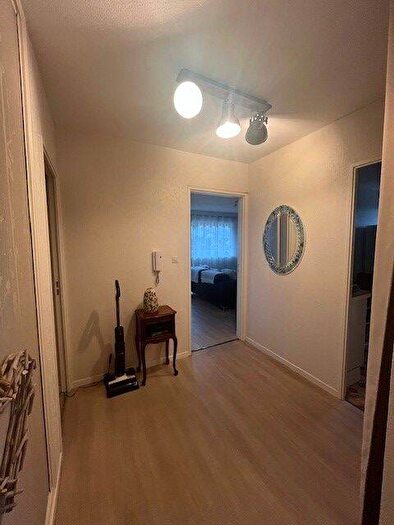 Appartement à louer - Mazargues, Marseille ème arrondissement - 4 pièces - 2 chambres