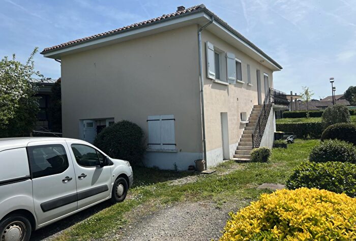 Maison 5 pièces à Confolens, à vendre