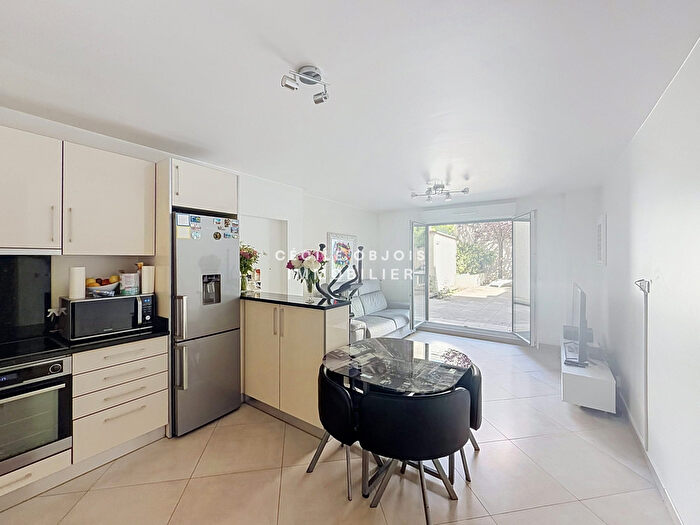 Joinville-le-Pont : Appartement 2 pièces à vendre