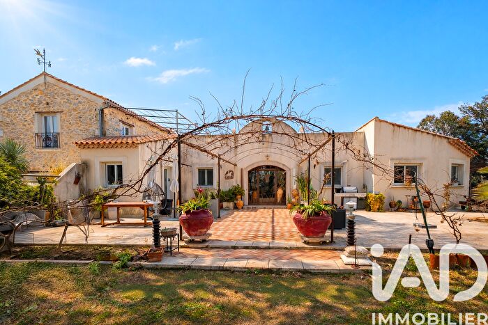 Maison à vendre - Arles, Saliers, Albaron - 8 pièces