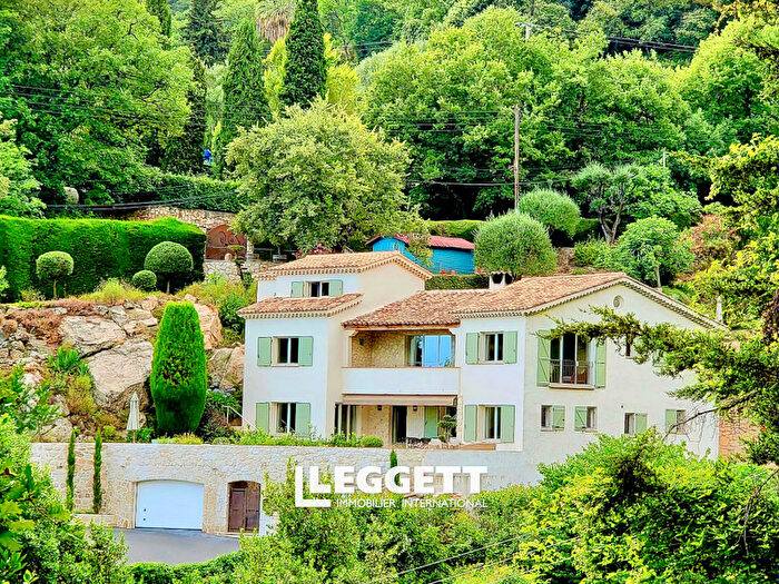 Maison 9 pièces à Vence, Saint-Martin, Lubiane, Le Suve, à vendre