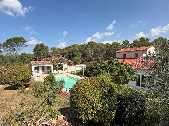 Maison 9 pièces à Flayosc, à vendre