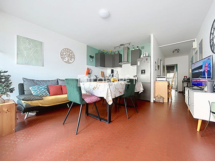 Appartement 3 pièces à louer à Saint-Cyprien, Le Port