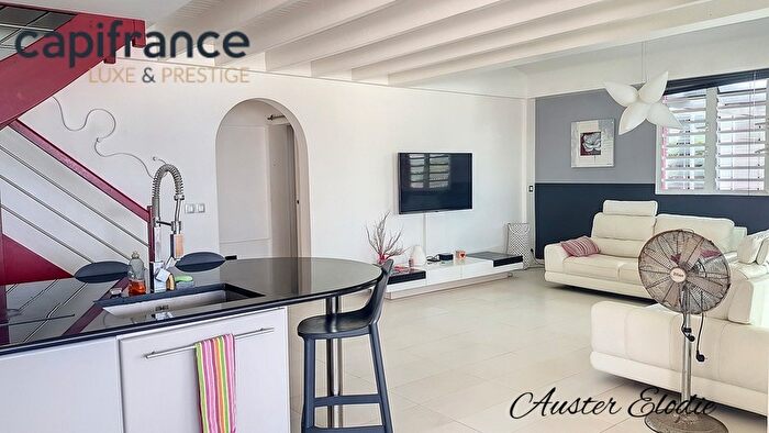 Maison à vendre - Le Moule - 7 pièces - 5 chambres