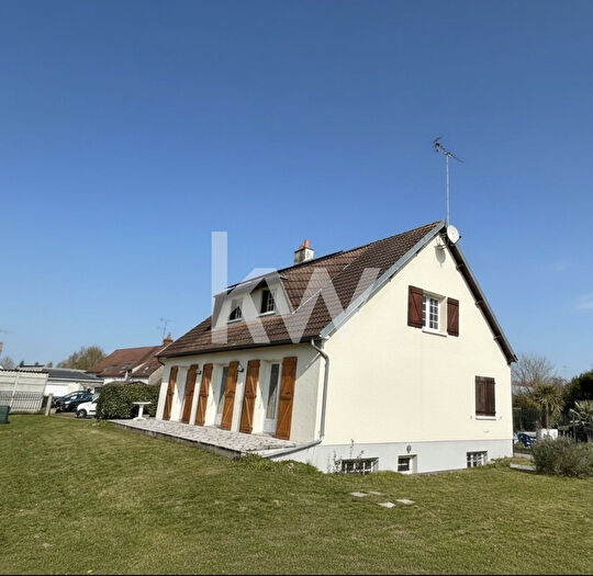 Maison à vendre - Saint-Hilaire-Saint-Mesmin - 6 pièces - 4 chambres