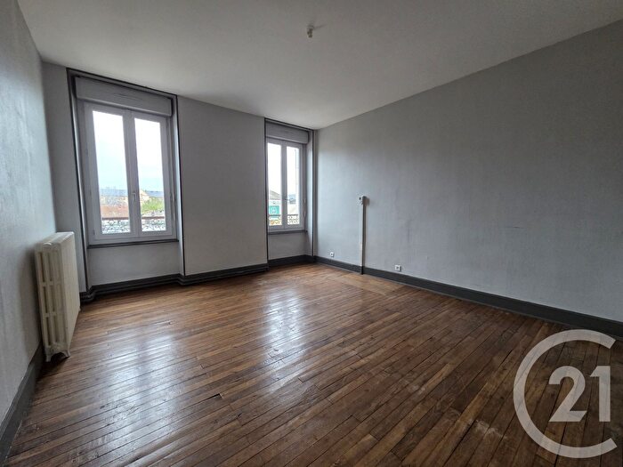 Varennes-sur-Allier : Appartement 4 pièces à louer