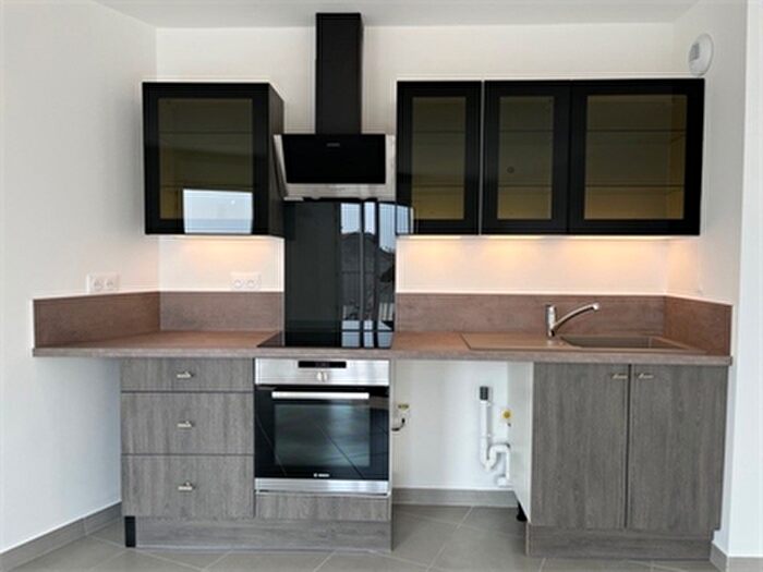 Appartement 3 pièces à louer - Neuilly-Plaisance, Eglise, Gare