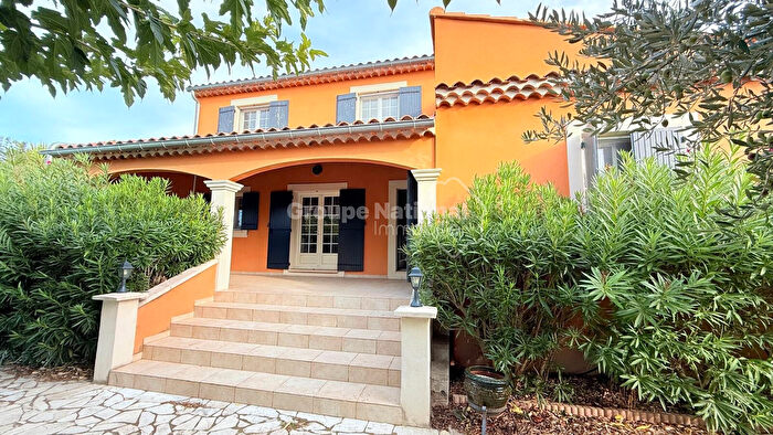 Maison à vendre - Entraigues-sur-la-Sorgue - 7 pièces - 4 chambres