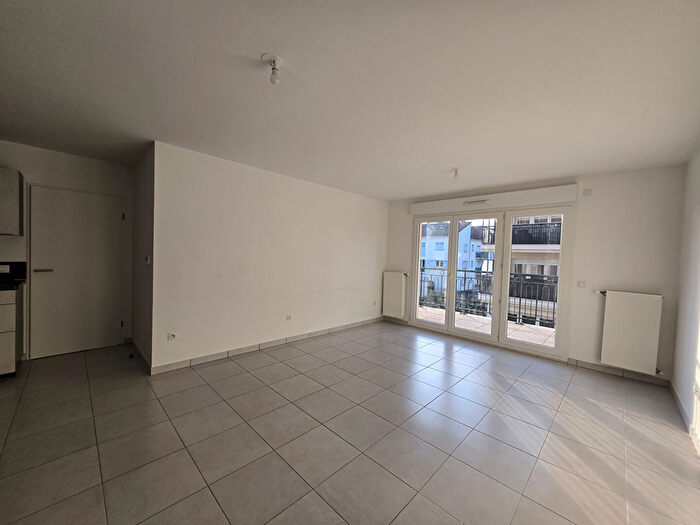 Appartement à vendre - Sainte-Geneviève-des-Bois, Liers, Croix Blanche - 3 pièces - 2 chambres