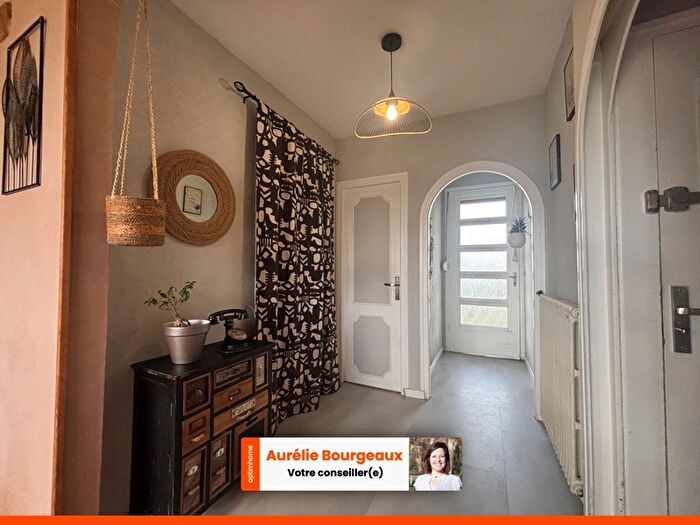 Maison à vendre - Saint-Sébastien-de-Morsent - 5 pièces - 3 chambres