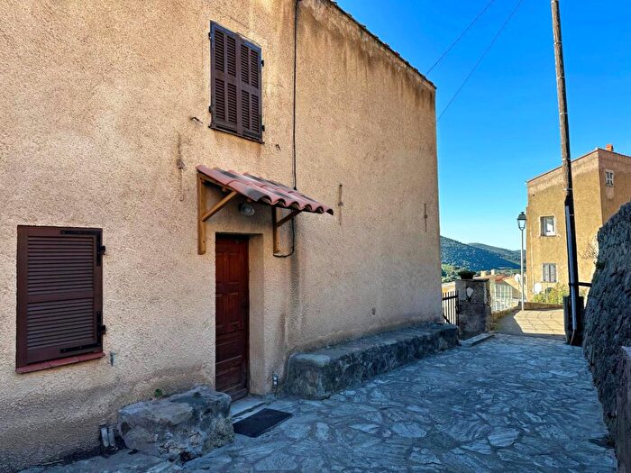 Maison à louer - Novella - 3 pièces - 2 chambres