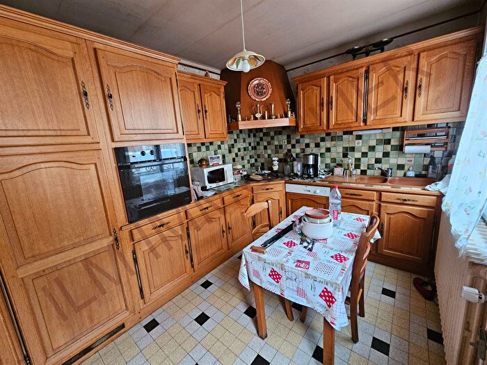 Maison à vendre - Vincelottes - 4 pièces - 3 chambres