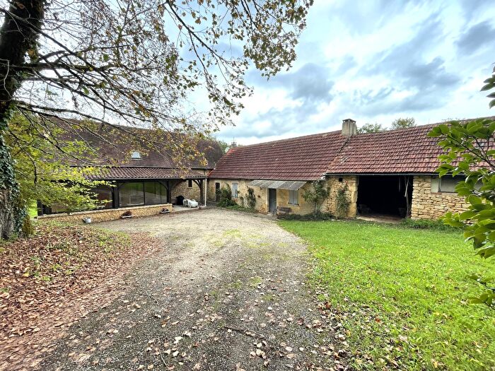 Maison à vendre - Sarlat-la-Canéda - 5 pièces - 3 chambres