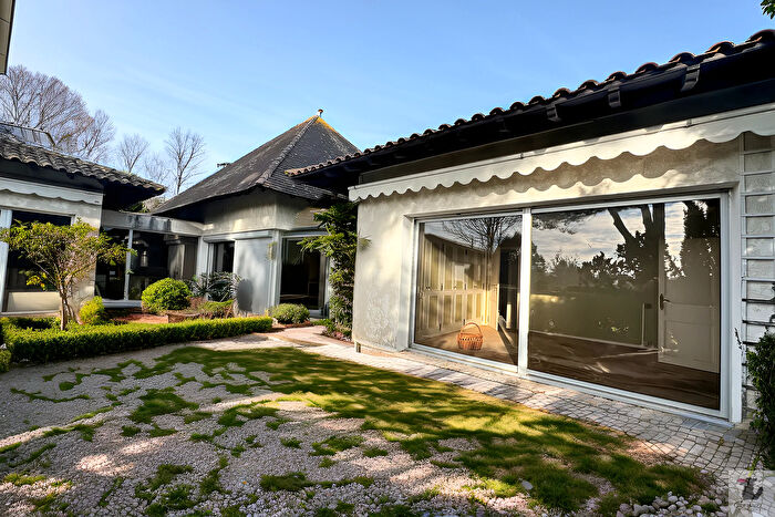 Maison à vendre - Bergerac - 7 pièces - 4 chambres