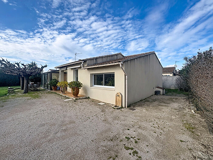 Maison à vendre - Graveson - 5 pièces - 3 chambres