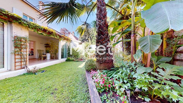 Maison à vendre - Vitry-sur-Seine, Plateau - 6 pièces - 3 chambres