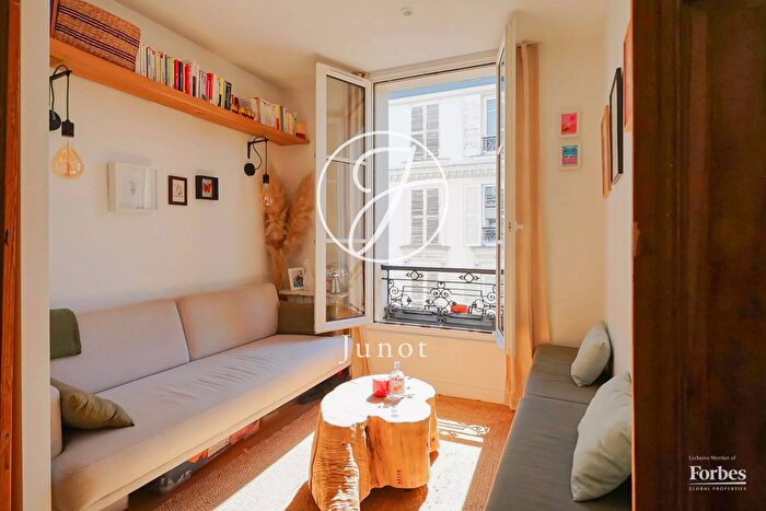 Appartement 1 pièce à Paris 17ème, La Fourche, Guy Moquet, à vendre