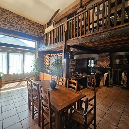 Maison 8 pièces à vendre à Sainte-Marie-de-Vaux