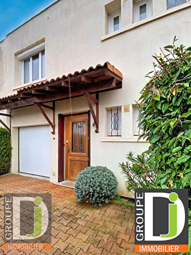 Maison à vendre - Beauvallon - 4 pièces - 3 chambres