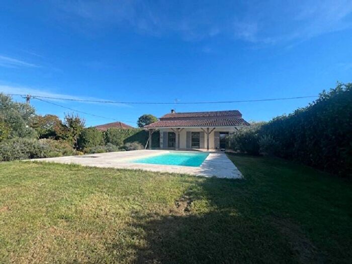 Maison à louer - Aiguillon - 5 pièces - 3 chambres