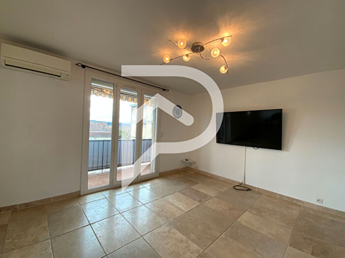 Appartement à louer - Vinon-sur-Verdon - 4 pièces - 2 chambres