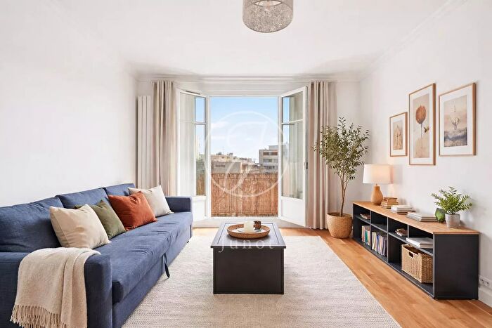 Appartement à vendre - Saint-Cloud, Centre-ville - 2 pièces - 1 chambre