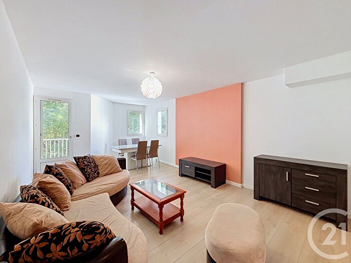 Saint-Jean-de-Braye, Ouest - Appartement 3 pièces à louer