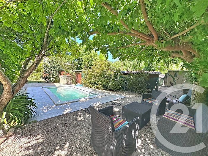 Châteaurenard, Centre-ville : Maison 4 pièces à vendre