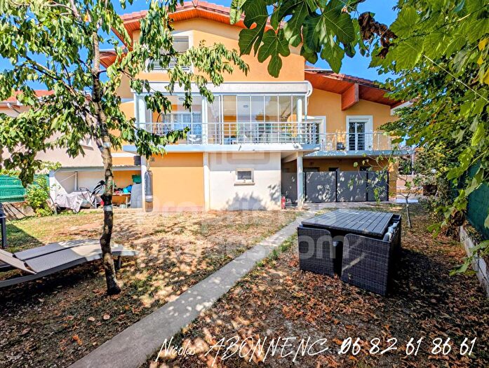 Maison 9 pièces à Le Pont-de-Claix, à vendre