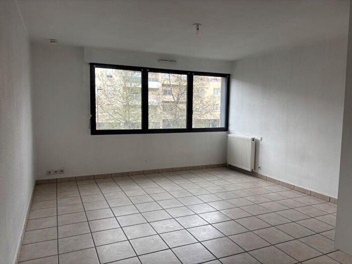 Appartement à louer - Rodez, Bourran, Calcomier - 1 pièce