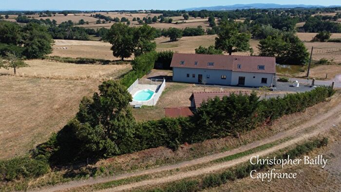 Maison à vendre - Le Donjon - 11 pièces - 3 chambres