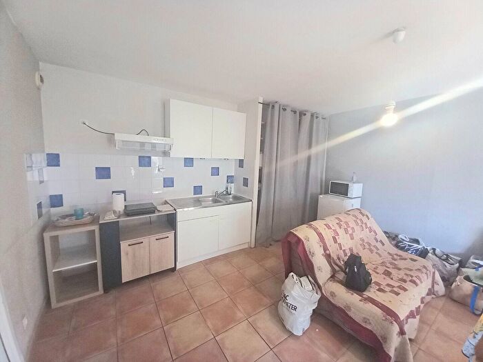 Appartement 2 pièces à Centre Ville, Saint-Chamas, à louer
