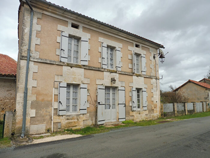 Maison à vendre - Ponteyraud - 8 pièces - 4 chambres