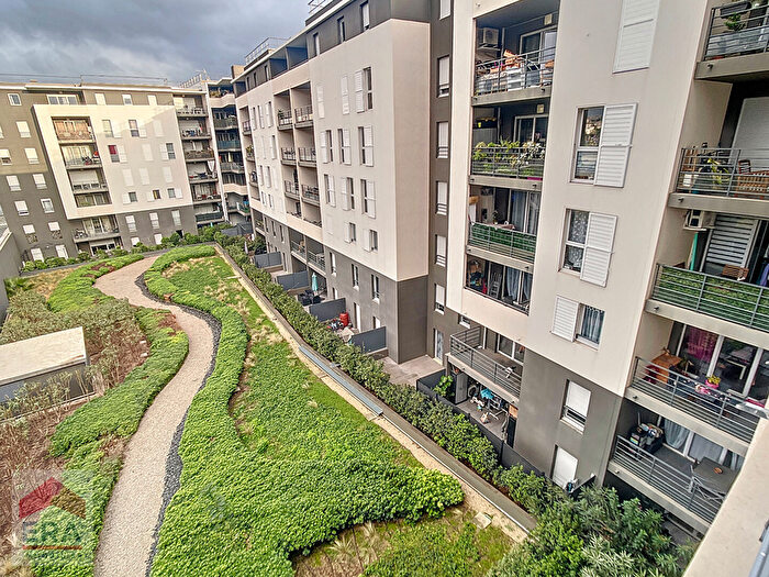 Appartement à vendre - Marseille e , Pont de Vivaux - 3 pièces - 2 chambres