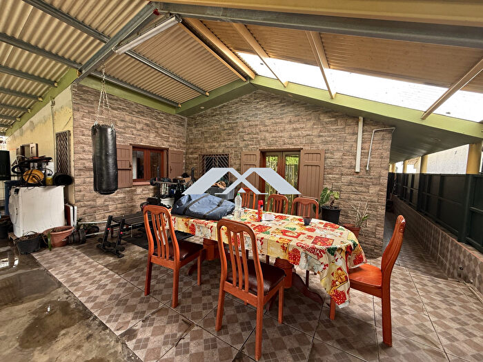 Maison à vendre - Le Tampon, Dassy - 6 pièces - 3 chambres