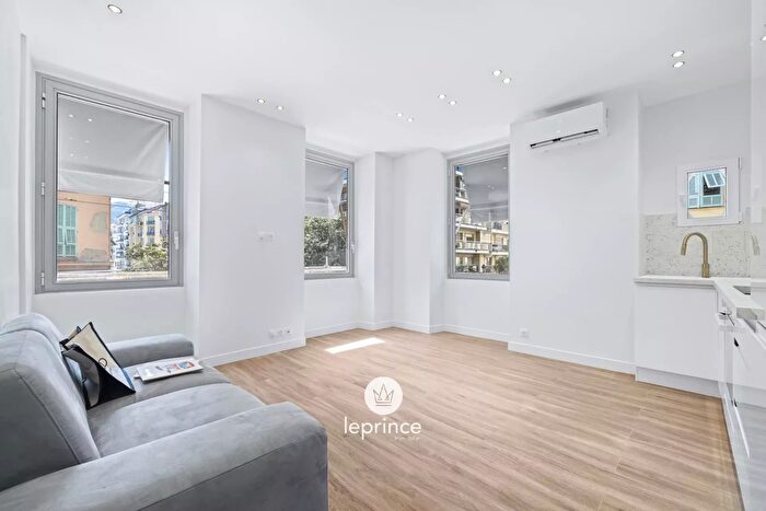 Maisons à vendre et appartements à louer - 1