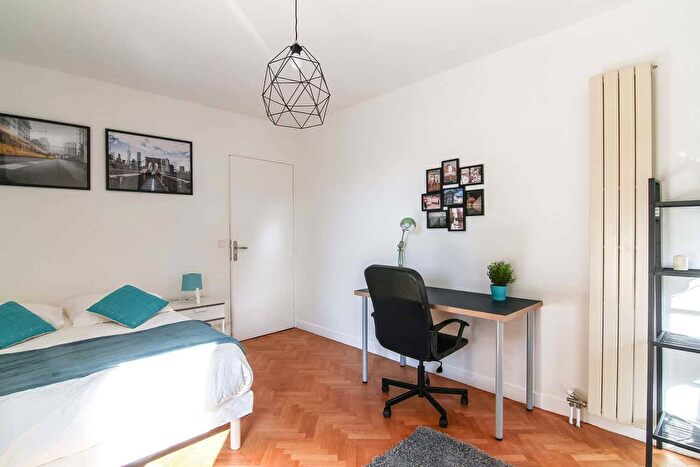 Appartement 1 pièce à louer à Rueil sur Seine-Plaine-Gare, Rueil-Malmaison
