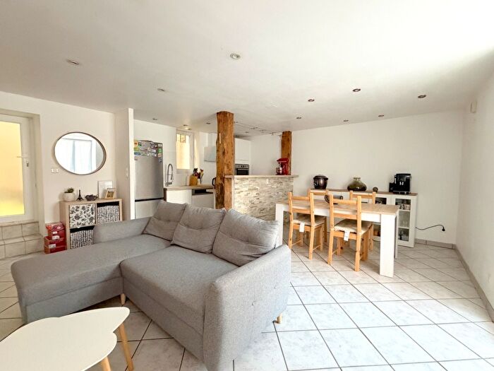 Maison à vendre - Les Martres-de-Veyre - 5 pièces - 4 chambres