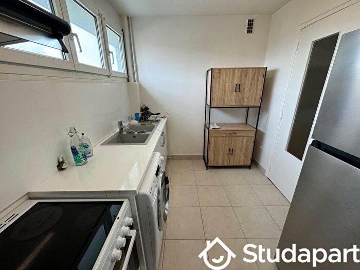 Appartement 1 pièce à louer à Gare-Jean Jaurès, Vitry-sur-Seine