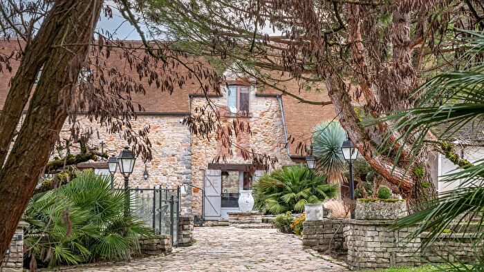 Maison à vendre - Milly-la-Forêt - 7 pièces - 4 chambres