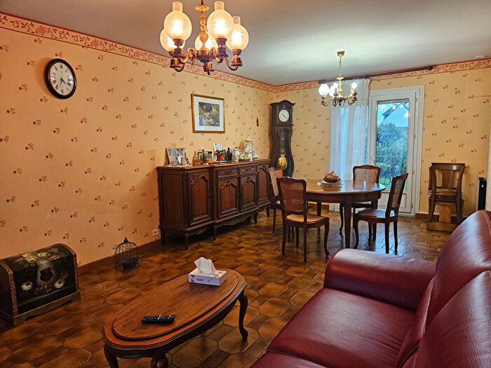 Maison à vendre - Saint-Étienne-de-Montluc - 4 pièces - 3 chambres