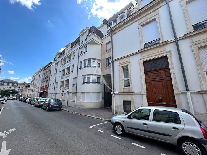 Reims, Centre-ville : Appartement 3 pièces à louer