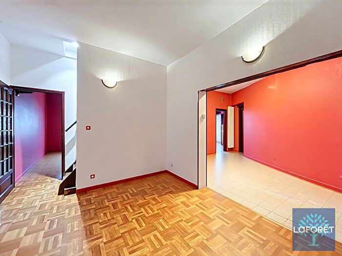 Maison à vendre - Anzin, Faubourg de Lille - 9 pièces - 4 chambres