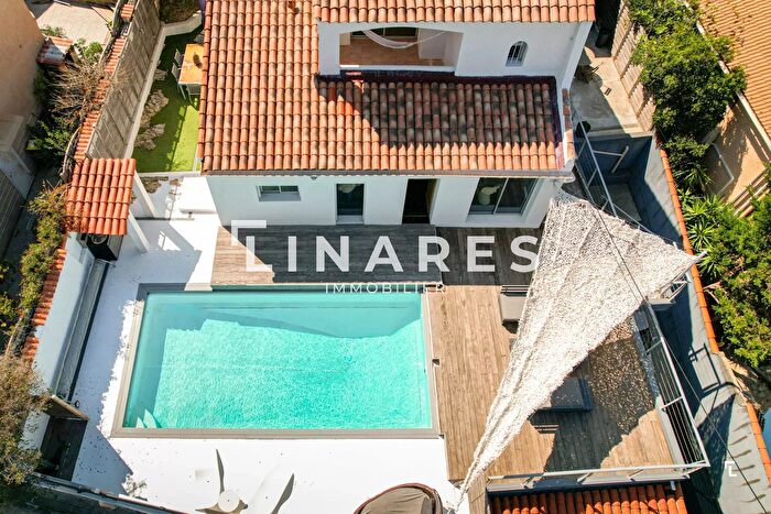 Maison à vendre - Marseille e , Montredon - 6 pièces - 4 chambres