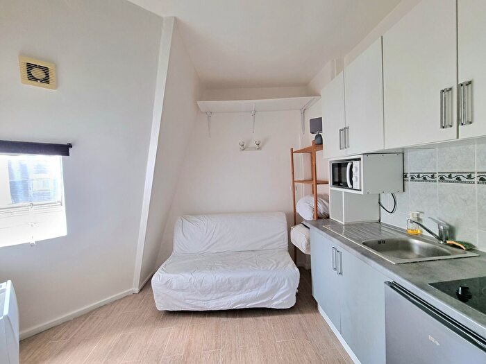 Appartement à vendre - Paris e , Val de Grâce - 1 pièce